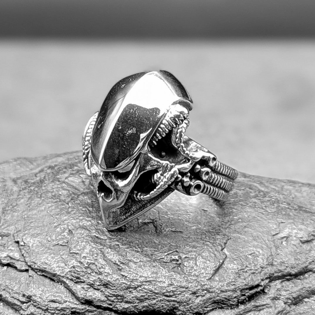 Predator – Nomad Co.